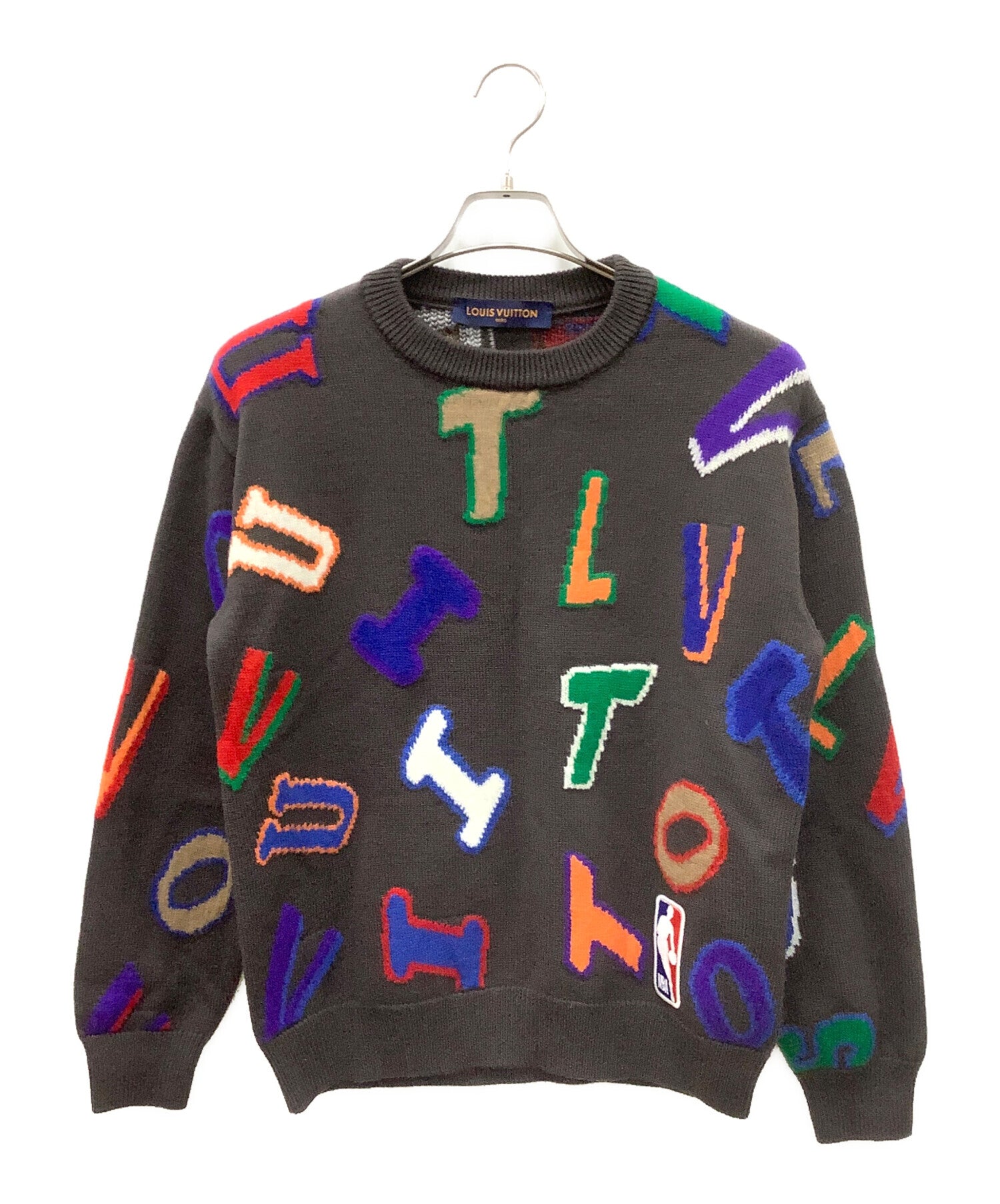 [Pre-owned] LOUIS VUITTON NBA Letter Crew Neck 1A8X0E/RM212M – Archive Factory